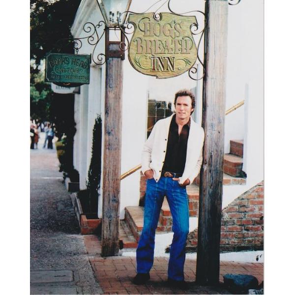 約20.3x25.4cmのサイズの写真です。直輸入品です。プリント紙はコダック、もしくはフジカラーです。