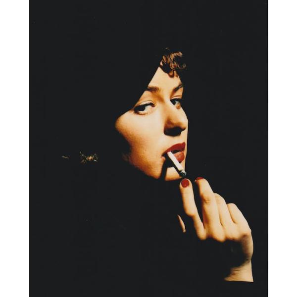 約20.3x25.4cmのサイズの写真です。直輸入品です。プリント紙はコダック、もしくはフジカラーです。