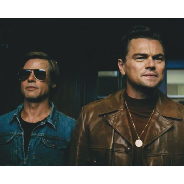 約20.3x25.4cmのサイズの写真です。直輸入品です。プリント紙はコダック、もしくはフジカラーです。