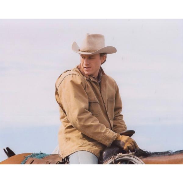 約20.3x25.4cmのサイズの写真です。直輸入品です。プリント紙はコダック、もしくはフジカラーです。