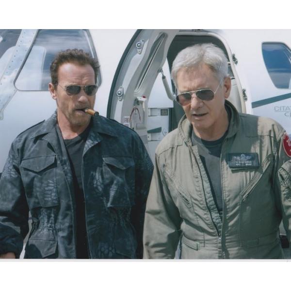 約20.3x25.4cmのサイズの写真です。直輸入品です。プリント紙はコダック、もしくはフジカラーです。