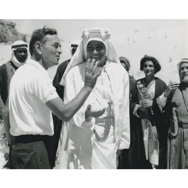 約20.3x25.4cmのサイズの写真です。直輸入品です。プリント紙はコダック、もしくはフジカラーです。