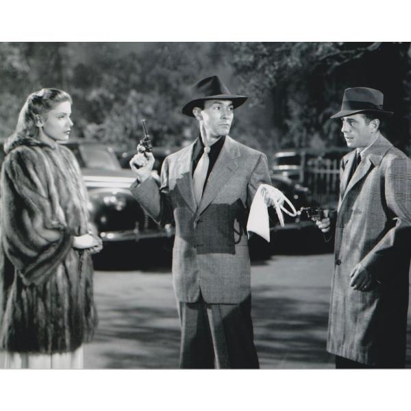 約20.3x25.4cmのサイズの写真です。直輸入品です。プリント紙はコダック、もしくはフジカラーです。