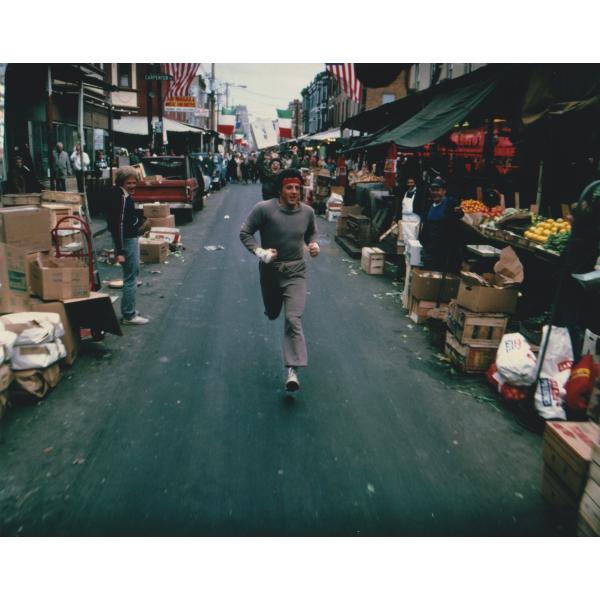 この商品は、8x10インチ（約20.3x25.4cm）の輸入写真です。フジカラー製の写真プリント紙を使用しています。コレクションやインテリアとしても最適です。発送時には防水対策の上、発送時には定形外封筒にダンボール板を写真に重ねて入れていま...