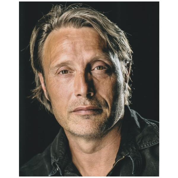 約20.3x25.4cmのサイズの写真です。直輸入品です。プリント紙はコダック、もしくはフジカラーです。