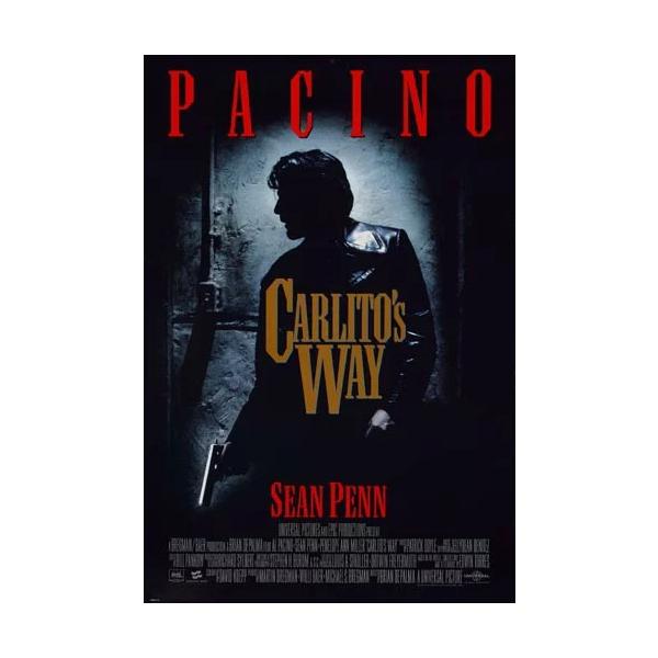 約43.5x28cmの小ぶりなサイズのポスターです。