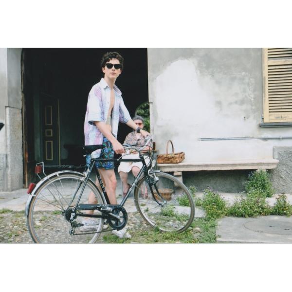 サイズにご注意ください。はがきサイズの写真です。(約15.8 x10.1cm)輸入品です。プリント紙はコダック、もしくはフジカラーです。