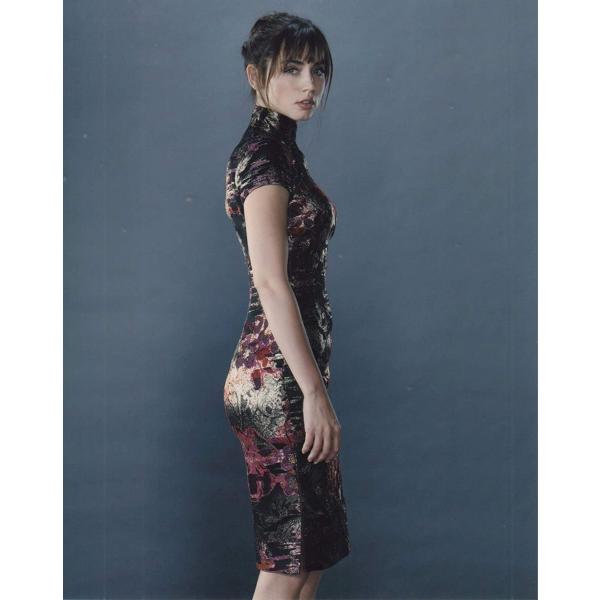 約20.3x25.4cmのサイズの写真です。直輸入品です。プリント紙はコダック、もしくはフジカラーです。