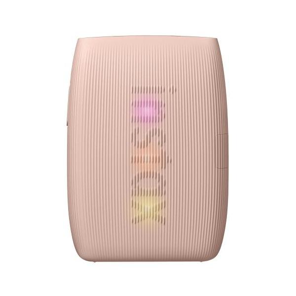 スマホの画像をその場でかんたんにプリントできるだけでなく、専用アプリを使用することで、立体的なARエフェクトで自由に空間を彩り撮影できる「instax AiR Studio(TM)」や、フォトブースの感覚で連続撮影からコラージュプリントを作...