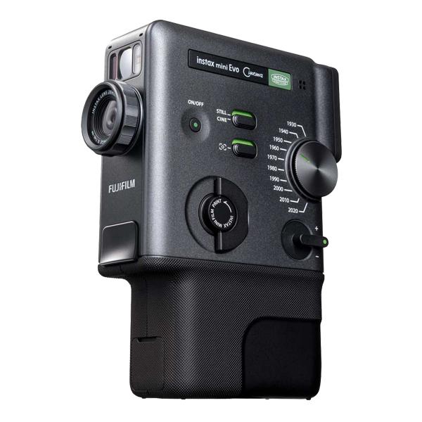 【発売日：2026年01月30日】シネマティックに時代を超えようハイブリッドインスタントカメラ「instax mini Evo Cinema(TM)」は、思い出を自由にカタチにできる動画・静止画・スマホプリンターの“1台3役”。静止画に加え...