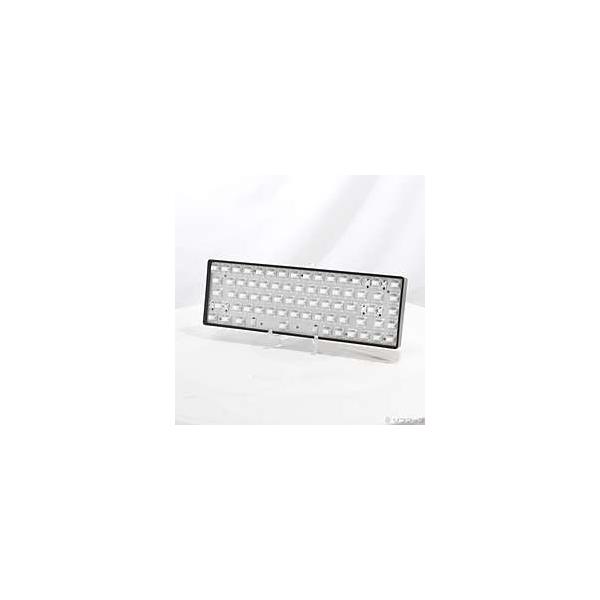 こちらの商品は、当社各販売サイトでも販売しております。ご注文後に売り切れの際はキャンセルさせていただきます。あらかじめご了承ください。ページ下部の商品説明も併せてお読みください。〔中古品〕〔商品ランクA〕〔付属品〕キーキャッププラー、USB...