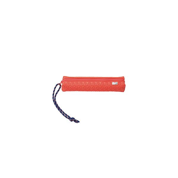 メッシュ穴がない網目（メッシュ）模様で「かわいく、軽く、ポータブル！