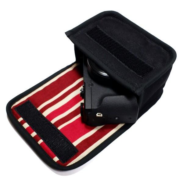 キヤノンのコンパクトデジカメ「PowerShot G5X Mark II」によく合う専用ケースです。表地は耐久性のある８号帆布で、裏地は柄がカラフルなsuono定番のプリントファブリックを使っています。通常の工業製品よりも縫い目を細かく設定...