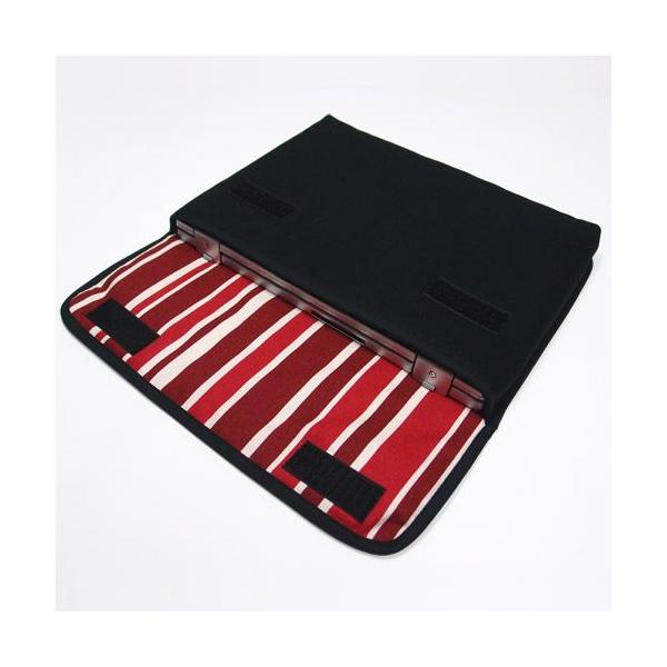 レッツノート（Let's note）RZインナーケース FILO（フィーロ）は、シンプルなスリーブタイプでサッと簡単に出し入れが出来ます。 表地と裏地の間にキルティング素材を挟み込んでおりクッション性があります。製品の縫い目を細かく設定して...