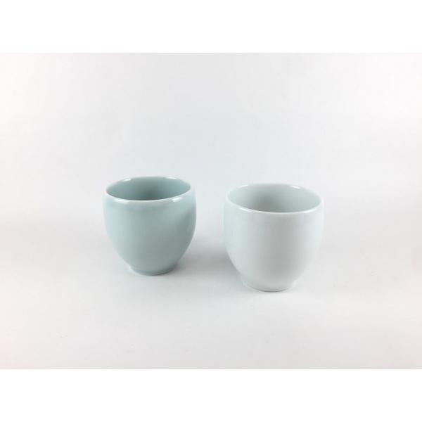 産地日本　長崎県窯元白山陶器　波佐見焼サイズ(約)直径7cm×高さ6.5cm(満水：140cc)素材/材質磁器質感ツルツル仕様食洗機 ○ 、電子レンジ ○ スタッキング(重なり) ○ 、直火 ×使用用途例茶器、湯呑、コップなどコロンとしてい...