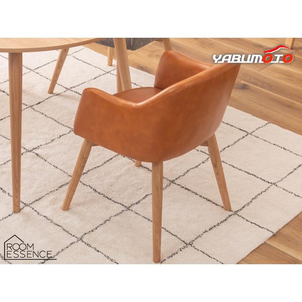 東谷 （あずまや） カラメリ チェア キャメルシンプルなのに、どこかやさしさを感じさせるカラメリシリーズ。落ちついた色・丸みのあるデザインを取り入れ、永く親しみやすいように仕上げました。幕板が内側に有ることで、立ち座りしやすい仕様になってい...