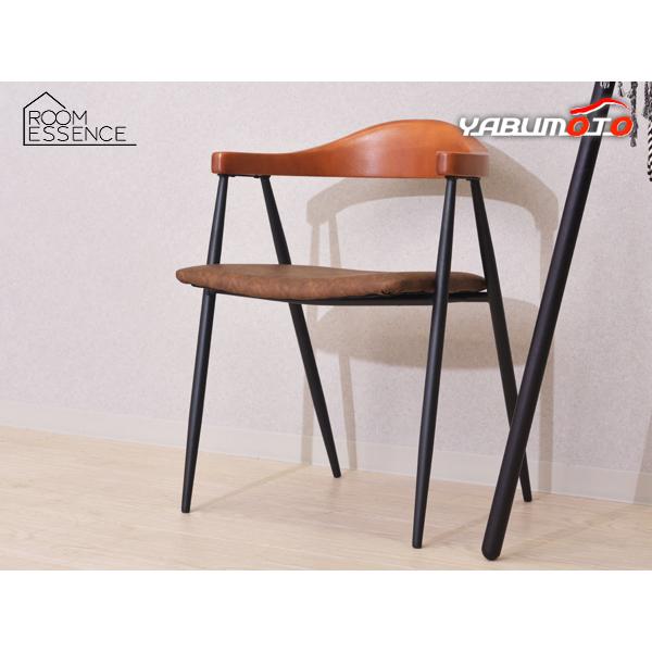 東谷 （あずまや） アームチェア ブラウンスチール×レザーで大人の格好良さを表現する、スタイリッシュなダイニングチェアメーカー：東谷 （ あずまや AZUMAYA ）品番：TEC-63商品名：アームチェアカラー：ブラウンサイズ(cm)：W5...