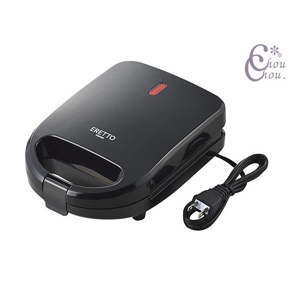 ホットサンドトースターS■食パンの耳まではさんで焼ける！耳を切る手間が不要です。耳までカリッとしっかり焼けるのでクラムとクラストの食感の違いを楽しめます。焼きたての、サックリとしたホットサンドをご家庭で作れます。 ■商品詳細●現品約22.5...