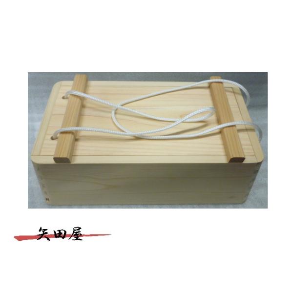 桶の外寸　内部2室に仕切り高さ：約90ｍｍ　上部：約120ｍｍx230mm　下部：約140ｍｍx250mm重量：約452g日本製、国内製造