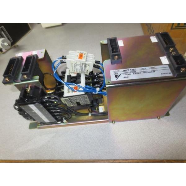 安川電機 JZRCR-XPU03B サーボ電源ユニット ロボットコントローラ用本商品はロボットコントローラ用の電源ユニットです。ご購入前に、型式、搭載機種、交換対象、入力仕様、現行機との適合可否を十分にご確認ください。取付・交換作業は、対象...