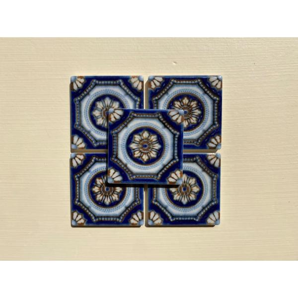 インテリアにアートさをプラスタイルのまち 岐阜県多治見市笠原から♪キッチンカウンター、作業台、家具、店舗等の屋内の壁に使用可!!▼必ずお読みください▼【 内容量 】バラタイル（同柄）5枚【材質】：磁器質 施釉【タイルサイズ】：58 × 58...