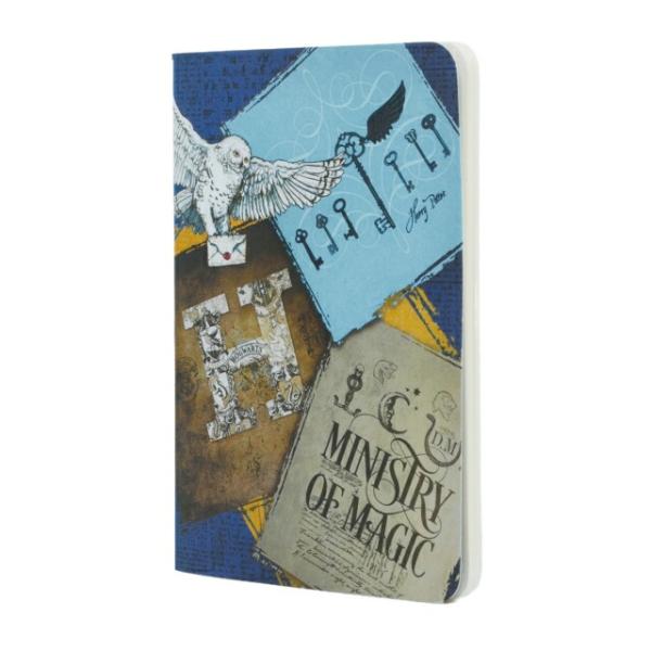 Paperblanks / ペーパーブランクス カイエノート / ハリー・ポッター コレクション「魔法の瞬間」Moments of Magic Notebook 中綴じ 全80 ページでミシン目入り A6 罫線 CBD65623月上旬入荷予定