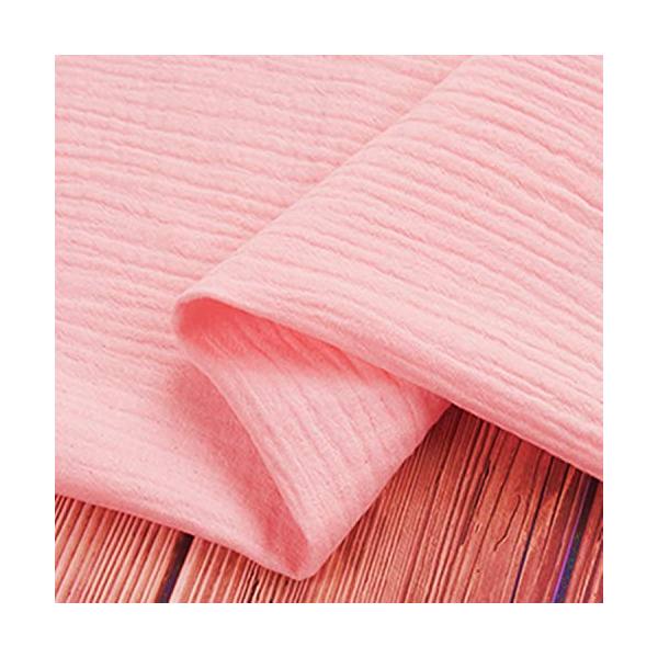柔らかく肌への刺激が少なく、お子様や肌の弱い方におすすめの ダブルガーゼ生地。色：ピンク(桃色) 長さ(約)：2m×幅140cm 重量(約)：350ｇ (1m2約125g)ガーゼは甘撚りの糸でゆるく織られた生地なので、柔らかく肌への刺激が少...