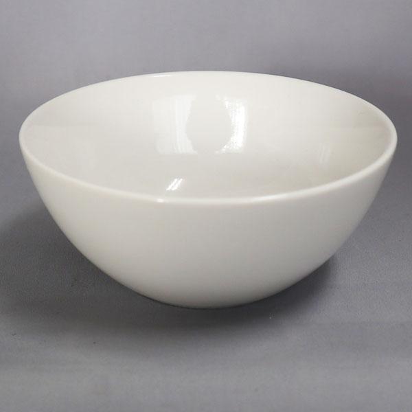 ボウルサイズ：口径13×H5.6cm重　量：230g容　量：410cc素　材：陶磁器生産国：日本　美濃焼仕　様：電子レンジ可・食器洗浄機可この商品は、アウトレット商品です。ご検討の際は、当店のアウトレット商品に関する説明にも必ずお目通しください。