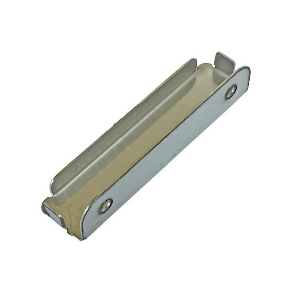 材質//ステンレスSUS304寸法//横：23.9×縦：96.4mm、板厚：1.0mm、重量：0.037kg寸法図//画像よりご確認下さい表面処理//#400研磨仕様//JB アルミサイドバンパー 本体 100H用、本体切断部にはめ込んでリ...