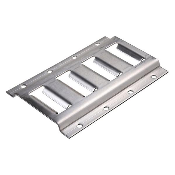 材質//ステンレスSUS304 2B寸法//長さ：200mm、穴ピッチ：50mm、重量：0.560kg表面処理//No.4研磨仕様//門口用【製品の特徴】●ウイング車、バン車、保冷車、冷凍車にラッシングレールを取り付ける際に、門口部に取り付...