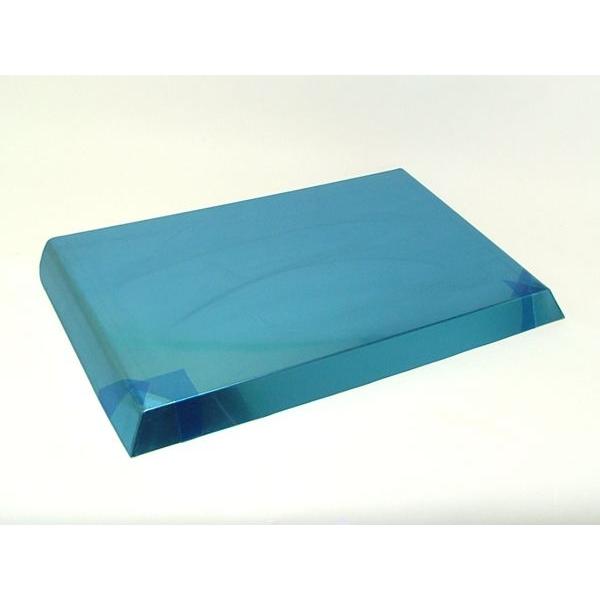 材質//ステンレスSUS304寸法//板厚：0.8mm、幅：616×高さ：498mm(ツバ含む)、重量:2.1kg寸法図//画像よりご確認下さい表面処理//BA※1枚単位（片側）の販売です。※大型用ステンレス製のフェンダーです。 　※取付の...