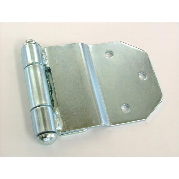 材質//スチール寸法//板厚：4.5mm、重量：0.84kg寸法図//画像よりご確認下さい表面処理//三価メッキ仕様//右用アルミアオリが、床枠とストレートのタイプに使用。リヤアオリ専用のタイプです。