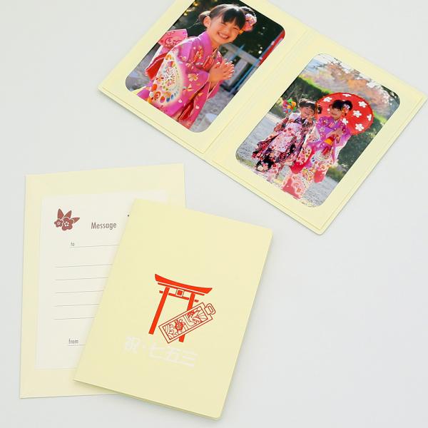 【基本仕様】Lサイズ収納、2ツ折2面（タテ・タテ） 【材質】表紙：紙（タント紙/100kg両面合紙）ポケット：紙（タント紙/100kg）メッセージカード：紙（マーメイド紙/115kg））封筒：紙（ボス紙/110kg） 【台紙厚さ】（折りたた...