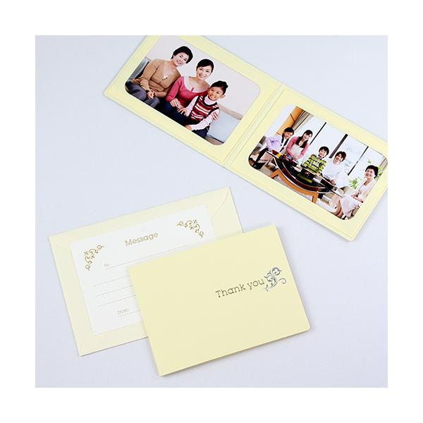 【基本仕様】2Lサイズ収納、2ツ折2面（ヨコ・ヨコ） 【材質】表紙：紙（タント紙/100kg両面合紙）ポケット：紙（タント紙/100kg）メッセージカード：紙（マーメイド紙/115kg））封筒：紙（ボス紙/110kg） 【台紙厚さ】（折りた...