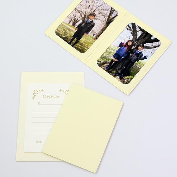 【基本仕様】2Lサイズ収納、2ツ折2面（タテ・タテ） 【材質】表紙：紙（タント紙/100kg両面合紙）ポケット：紙（タント紙/100kg）メッセージカード：紙（マーメイド紙/115kg））封筒：紙（ボス紙/110kg） 【台紙厚さ】（折りた...