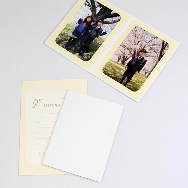 【基本仕様】2Lサイズ収納、2ツ折2面（タテ・タテ） 【材質】表紙：紙（タント紙/100kg両面合紙）ポケット：紙（タント紙/100kg）メッセージカード：紙（マーメイド紙/115kg））封筒：紙（ボス紙/110kg） 【台紙厚さ】（折りた...