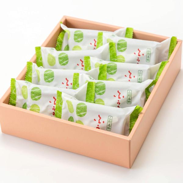 山形の郷土菓子として知られている「ふうき豆（富貴豆）」。青えんどう豆をふっくらと炊き上げた、ほくほくしっとり食感の豆菓子です。手軽に食べられる個包装で、来客用のお茶菓子にもぴったり！ふうき豆は、明治時代に誕生したといわれる山形の郷土菓子。青...