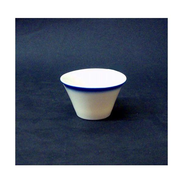 【特徴】 すり餌などを与えるときにお使いください。【仕様】 サイズ：φ50×φ28×35 mm材質：陶器