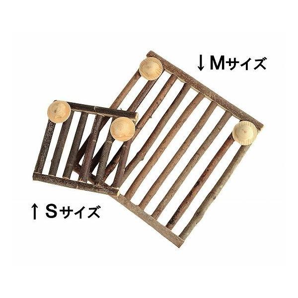 【特長】・ケージをかじっていますと、歯のかみ合わせにトラブルが生じやすいです。私達同様、歯が元気だとおいしい物も食べられ、豊かに暮らせます。歯のトラブル防止のためにも、当製品をケージに取り付けて、かじっても安心な環境づくりをして下さい。・竹...