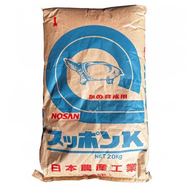 【特長】・ スッポン用の練り餌。スッポン以外の亀にも使用できます。【与え方】水を加えて練り餌に調整してから与えて下さい。【仕様】・主原料：魚粉、でんぷん、りん酸カルシウム・成分：粗タンパク48.0％以上、粗脂肪3.5％以上、粗繊維2.5％以...
