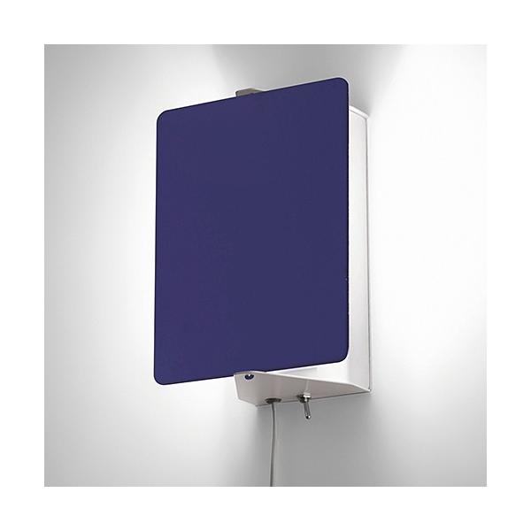 シャルロット・ペリアンはパリの装飾美術中央連合学校在学中より、照明器具に興味を持ち、芸術産業奨励機関の照明コンペにおいて銀賞を受賞。20年代にてがけた低予算物件には工業製品を照明器具として採用。30年代には円筒状の旋回型反射板の照明器具を空...