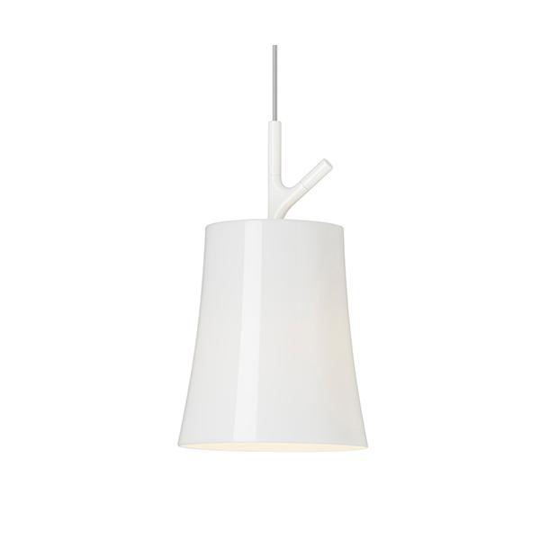 フォスカリーニは1981年ヴェネツィアで設立された照明ブランドです。イタリアンデザインのビジョンやクラフトマンシップを継承しながら、外部のデザイナーと積極的にコラボレーションを行い、数多くのデザイン照明を発表しています。詩情や審美的な視点と...