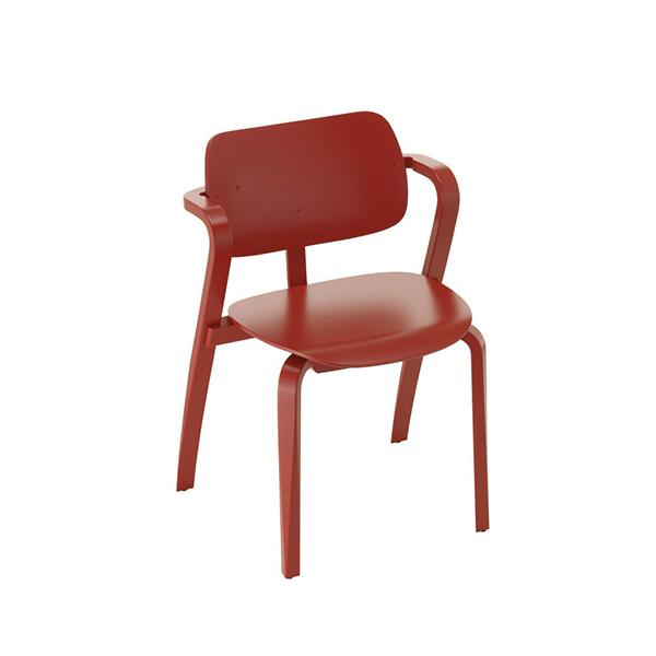 Aslak（アスラック）チェアは、フィンランド ミッドセンチュリーを代表する家具デザイナーの一人、Ilmari Tapiovaara（イルマリ・タピオヴァーラ）が手がけたアームチェア。氏の代表作である「ドムスチェア」同様、人の身体に沿った座...