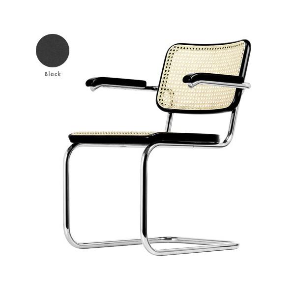 1930年から生産が続けられるS32 / S63チェアは最も多く生産され、広く知られることになったカンチレバーチェアのクラシックです。その明確で無駄のない美しさは、会議室、待合室、レストラン、ダイニングなどあらゆる場所にマッチします。その最...