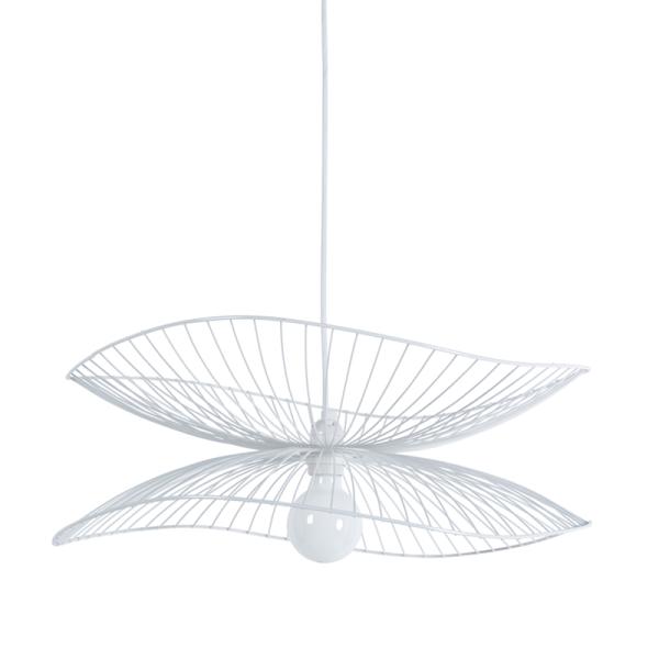 自然や風、軽やかな昆虫の羽からインスピレーションを得た Libellule コレクションは、幼少時代を緑豊かな環境で過ごしたデザイナーの、周囲の自然に対する深い観察眼から生まれました。蝶が優雅に舞うかのような Libellule は、その優...