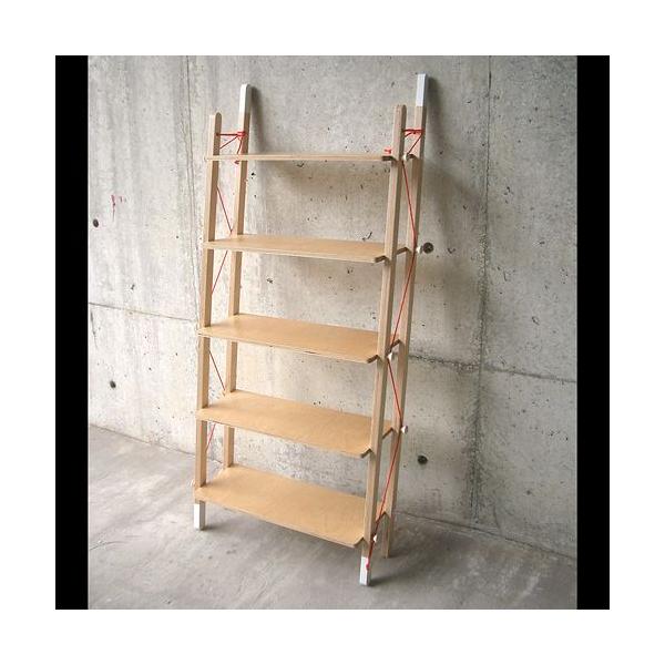 洗練されたデザインと機能性を追求し、感性を心地よく刺激する製品を発表するファニチャーレーベル「abode（アボード）」。優れた品質を求め「made in Japan」にこだわっています。この「LADDER RACK」は、折畳みのできるラック...