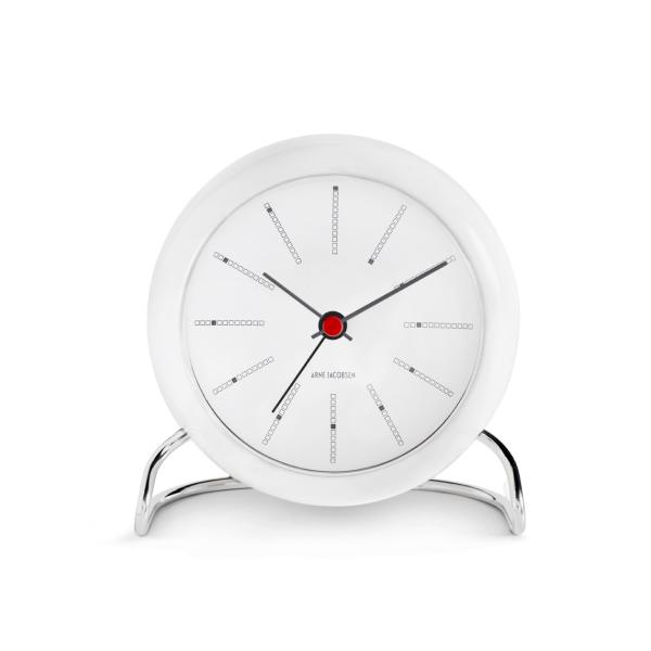 デンマークが生んだ20世紀で最も影響力のある建築家兼デザイナー、アルネ・ヤコブセンが、デンマーク最大手の電気機器製造会社「Lauritz Knudsen（ラウリッツ クヌーセン）」のために手掛けたテーブルクロックです。大戦の影響もありわずか...