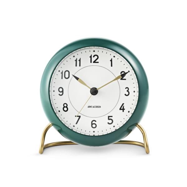 デンマークが生んだ20世紀で最も影響力のある建築家兼デザイナー、アルネ・ヤコブセンが、デンマーク最大手の電気機器製造会社「Lauritz Knudsen（ラウリッツ クヌーセン）」のために手掛けたテーブルクロックです。大戦の影響もありわずか...