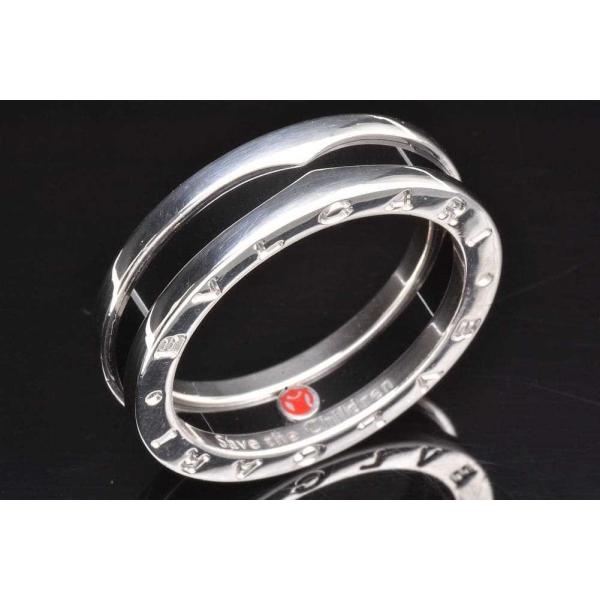 「セーブ・ザ・チルドレン」とのパートナーシップを称える、ブルガリのアイコン「ビーゼロワン」から着想した『セーブ・ザ・チルドレン リング』でございます。細かなスレやキズがございますが、目立つ大きなダメージはございません。