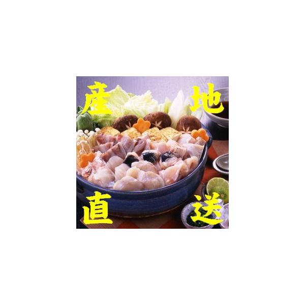 体の芯まで温まる冬の鍋の王様とらふぐちり鍋セットです。身はたん白でぷりぷりの食感！お好みの野菜などと一緒に入れて頂くとあっさりとした味わいであきが来ず、鍋のあとの旨味がたっぷり出ただし汁で作るふぐ雑炊はおすすめです。